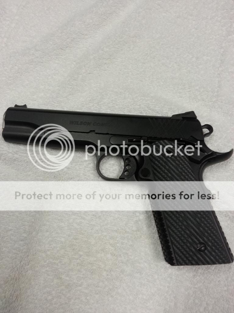 Black/Grey Diagonal Grips | 1911Forum